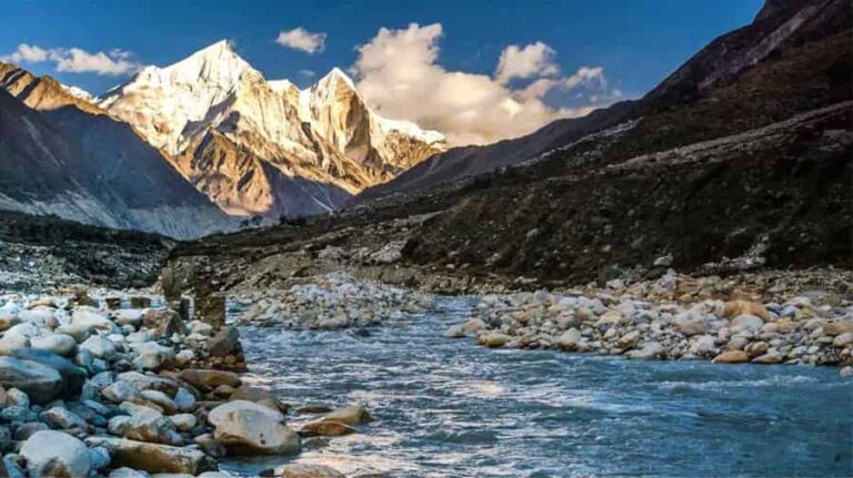 16 Beautiful Places to Visit In and Around Gangotri